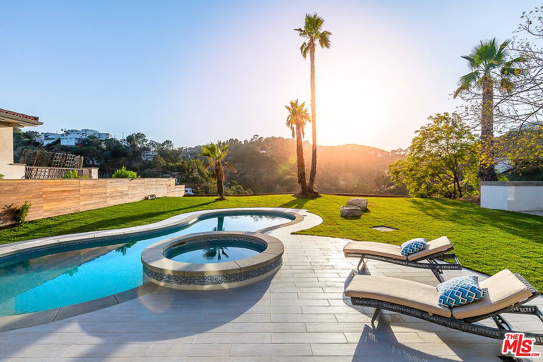 634 Mount Olympus - Architectural Masterpiece in Mount Olympus