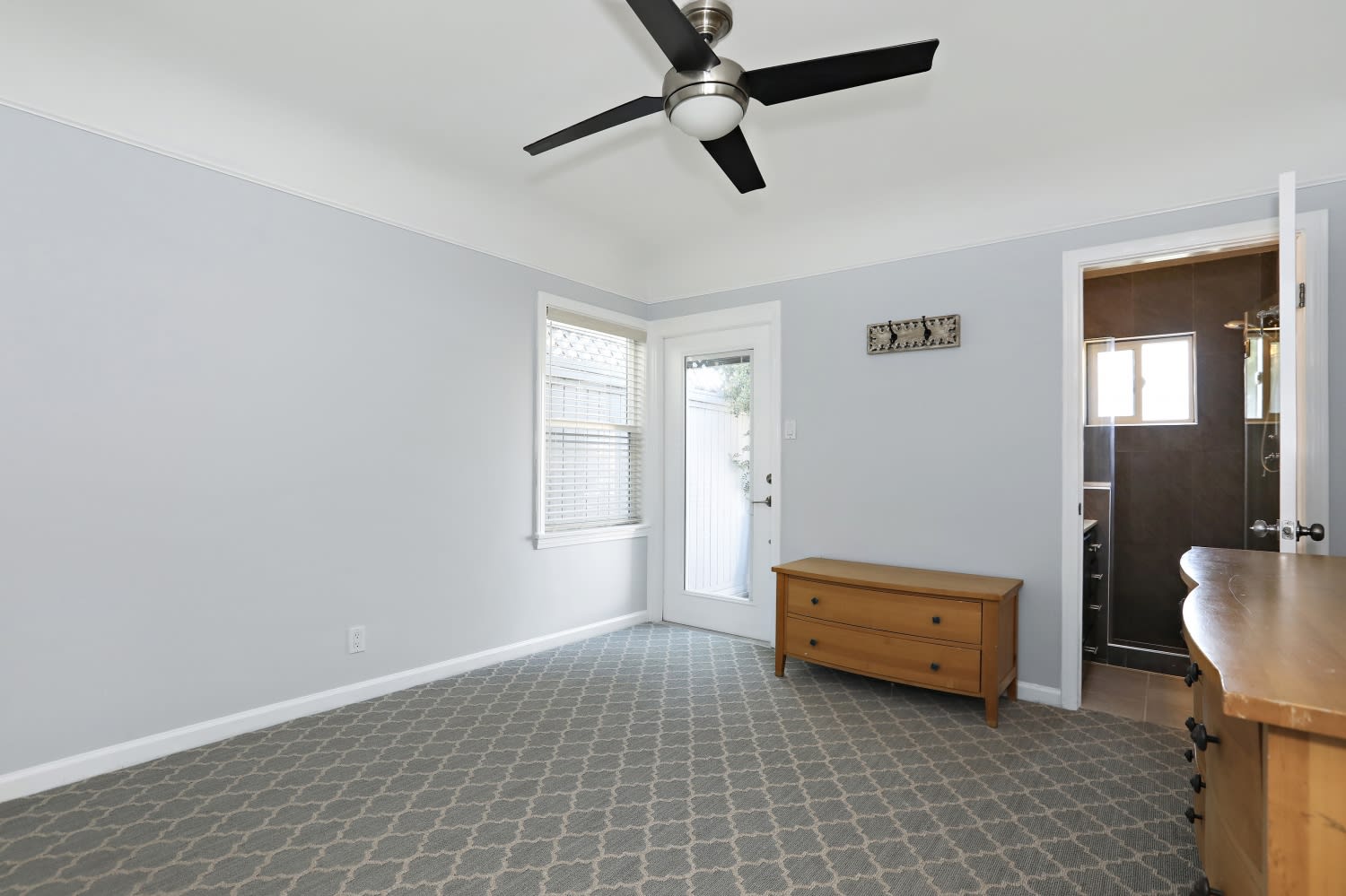 Mid-Los Angeles Bungalow | Mark Mintz Real Estate Group | Los Feliz ...