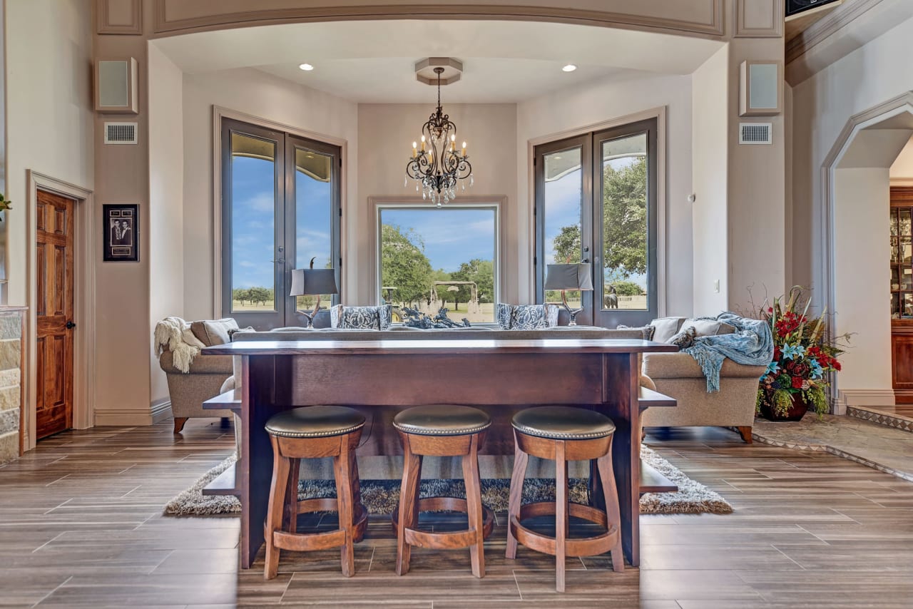 Iconic Diamond L Ranch Located in Washington County Between Brenham ...