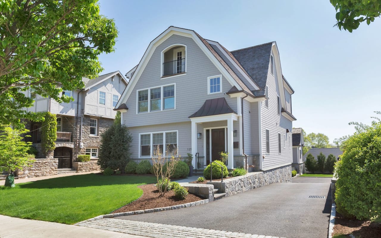 129 Havemeyer Pl | Rob Johnson