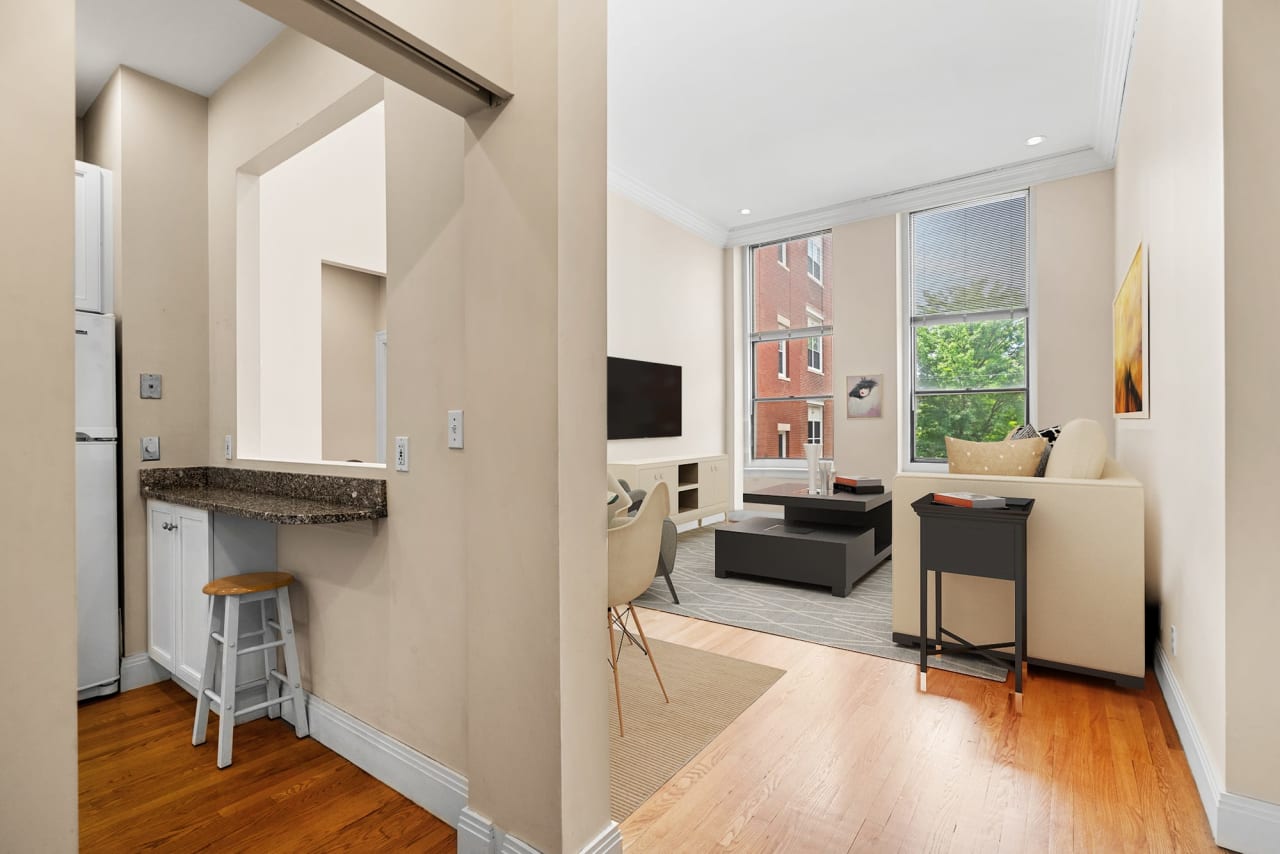 Columbus Court, Residence 2i | Jonathan Radford