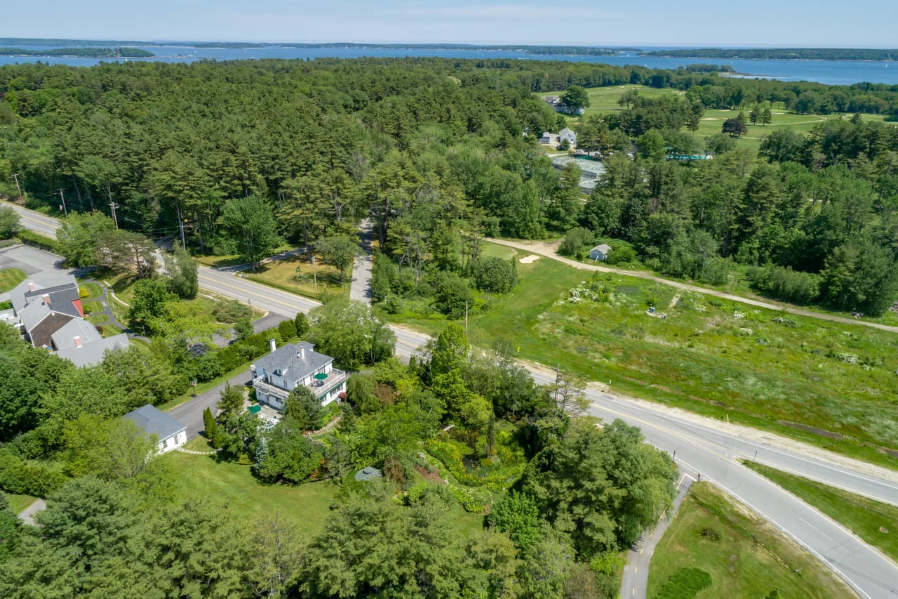 Beautifully Renovated Colonial on Falmouth Foreside! | The David Banks ...