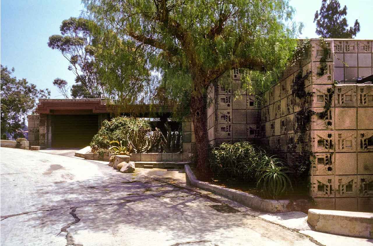 Freeman House, The House Designed by Frank Lloyd Wright in the Early ...