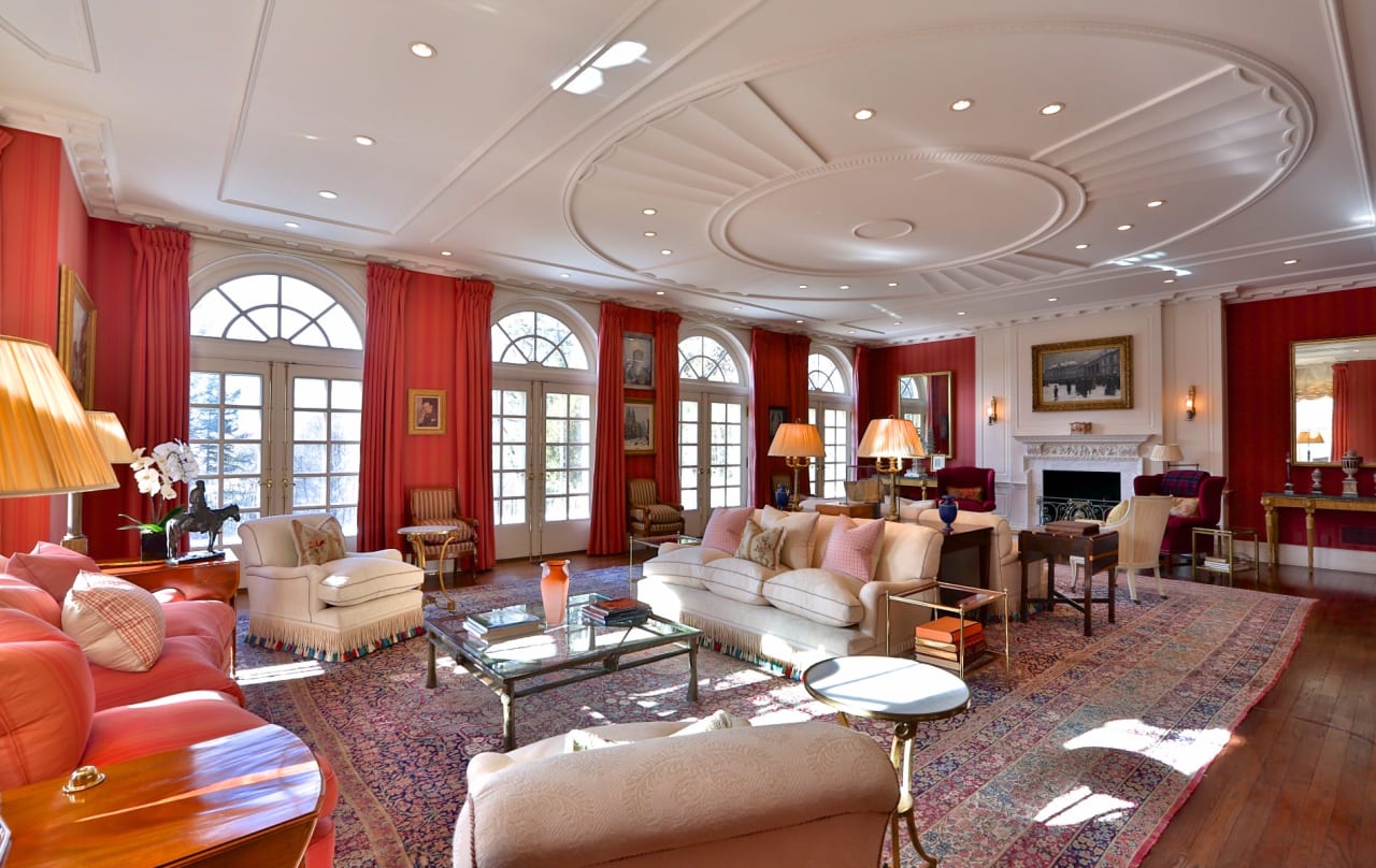 SOLD: 26 Park Ln Cir | Barry Cohen Homes