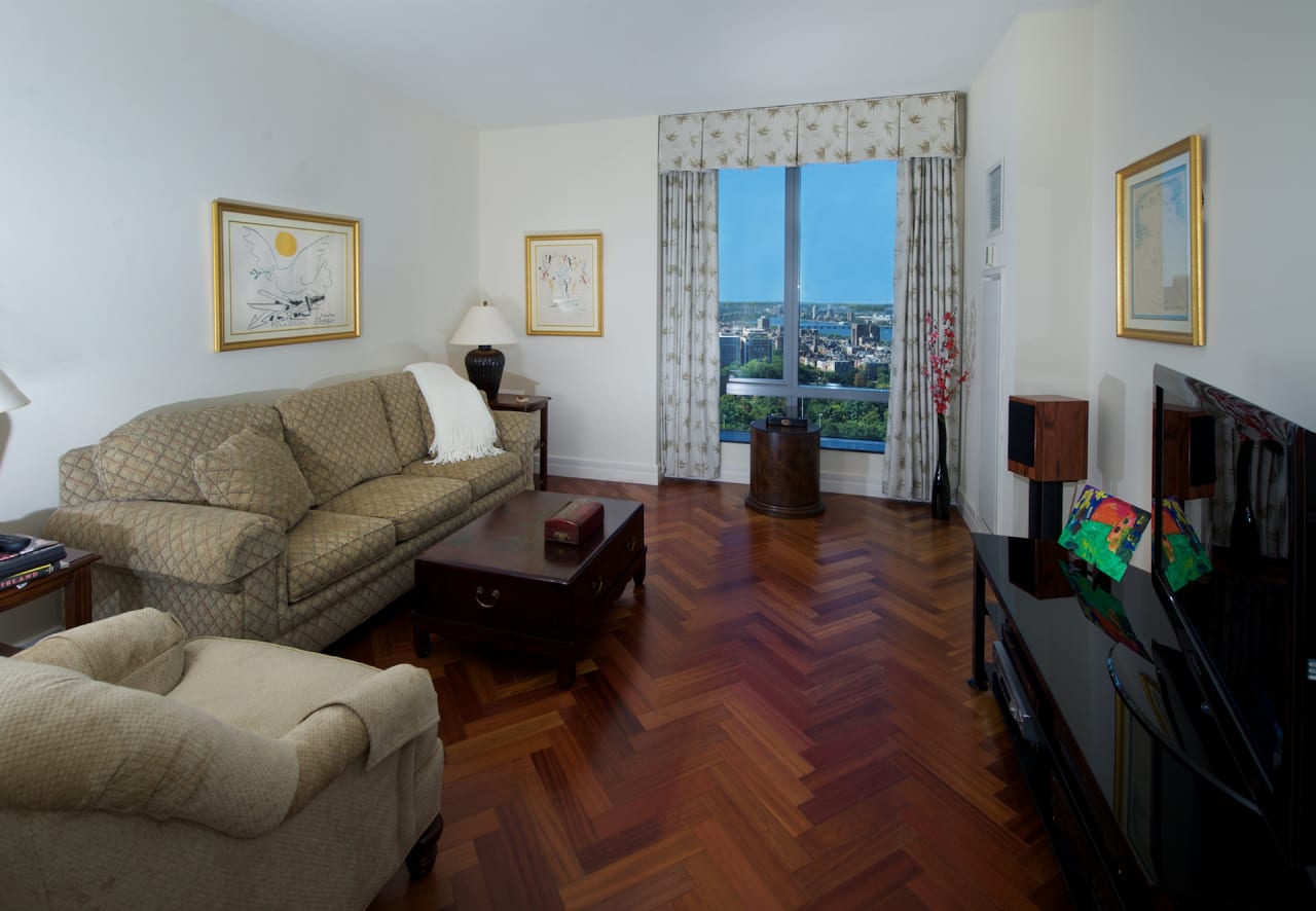Ritz-Carlton Towers #30A | Jonathan Radford