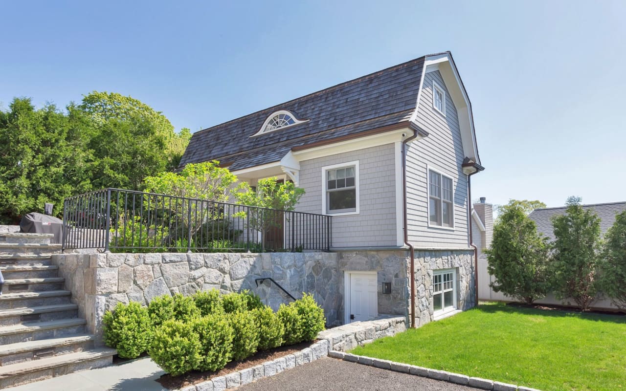 129 Havemeyer Pl | Rob Johnson