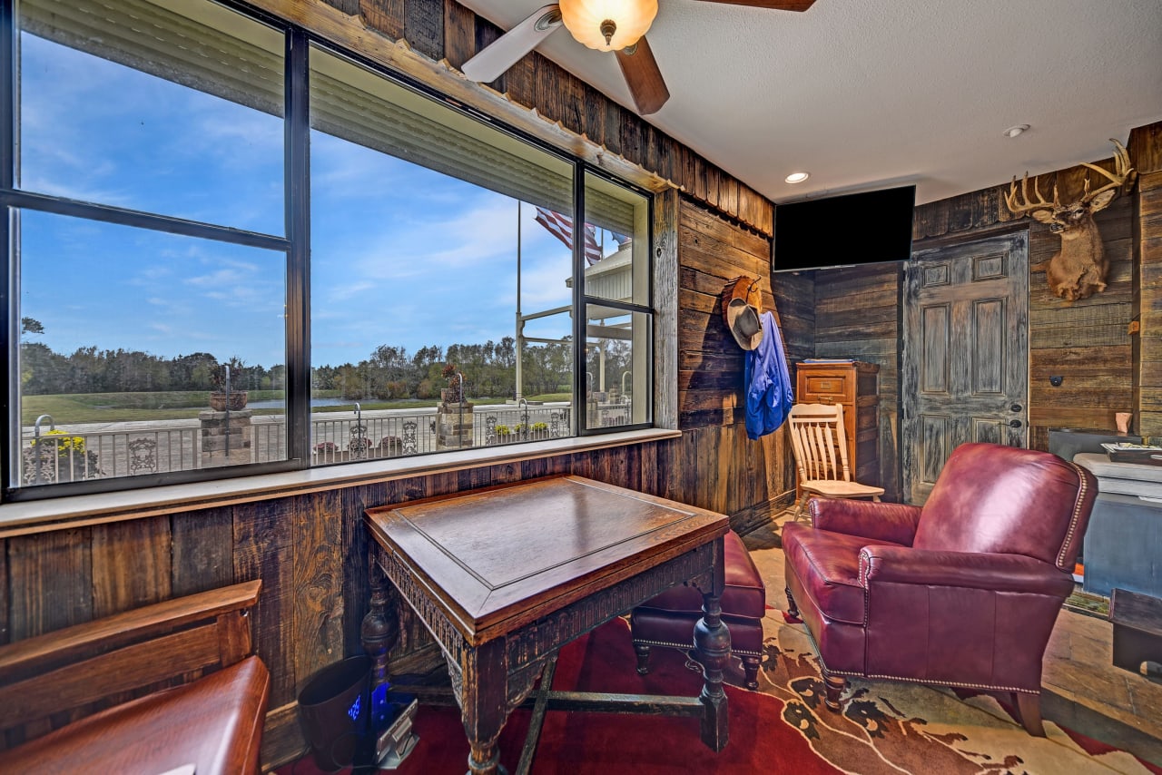 Iconic Diamond L Ranch Located in Washington County Between Brenham ...