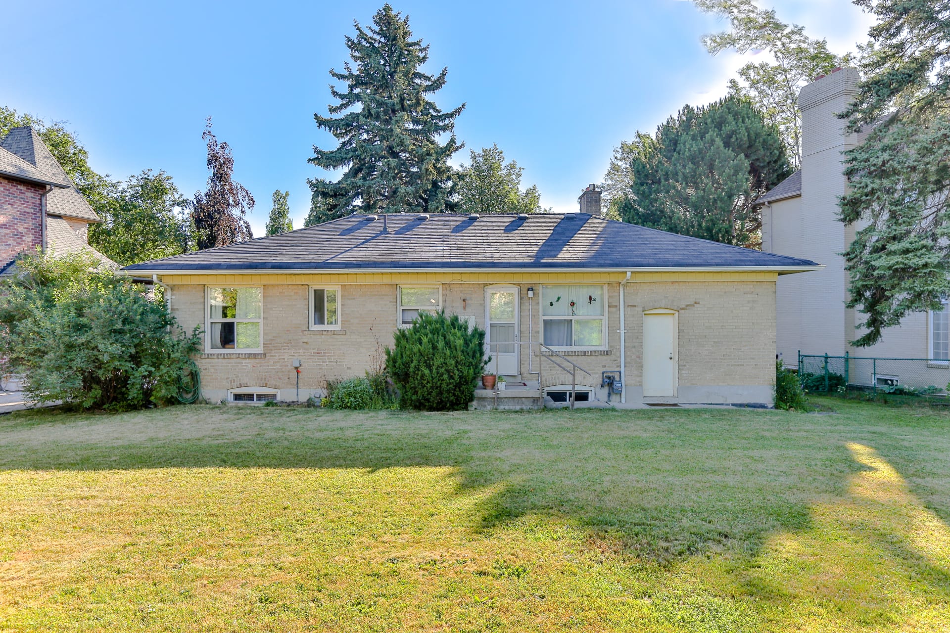 Premium Pie Shaped Lot | Barry Cohen Homes