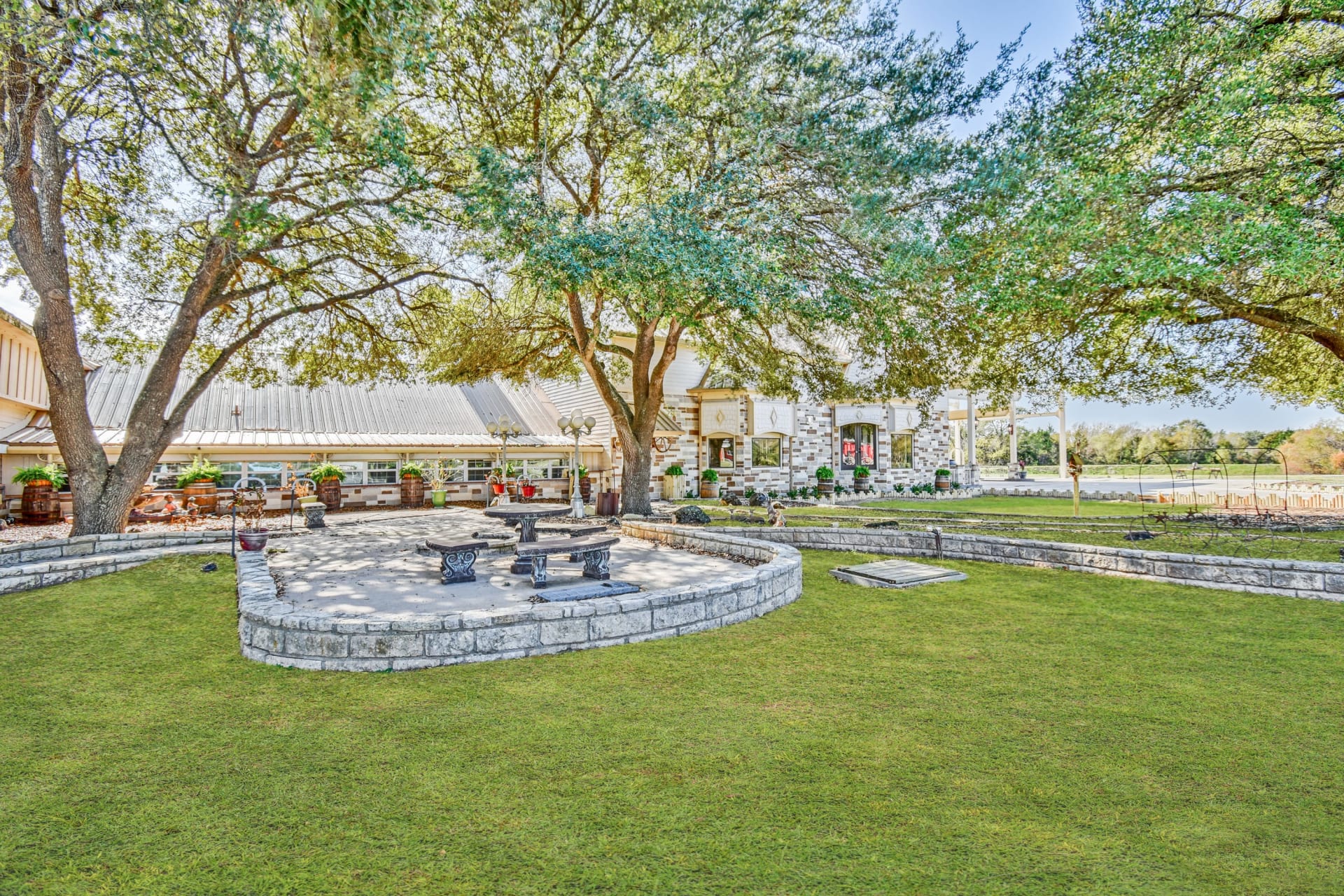 Iconic Diamond L Ranch Located in Washington County Between Brenham ...