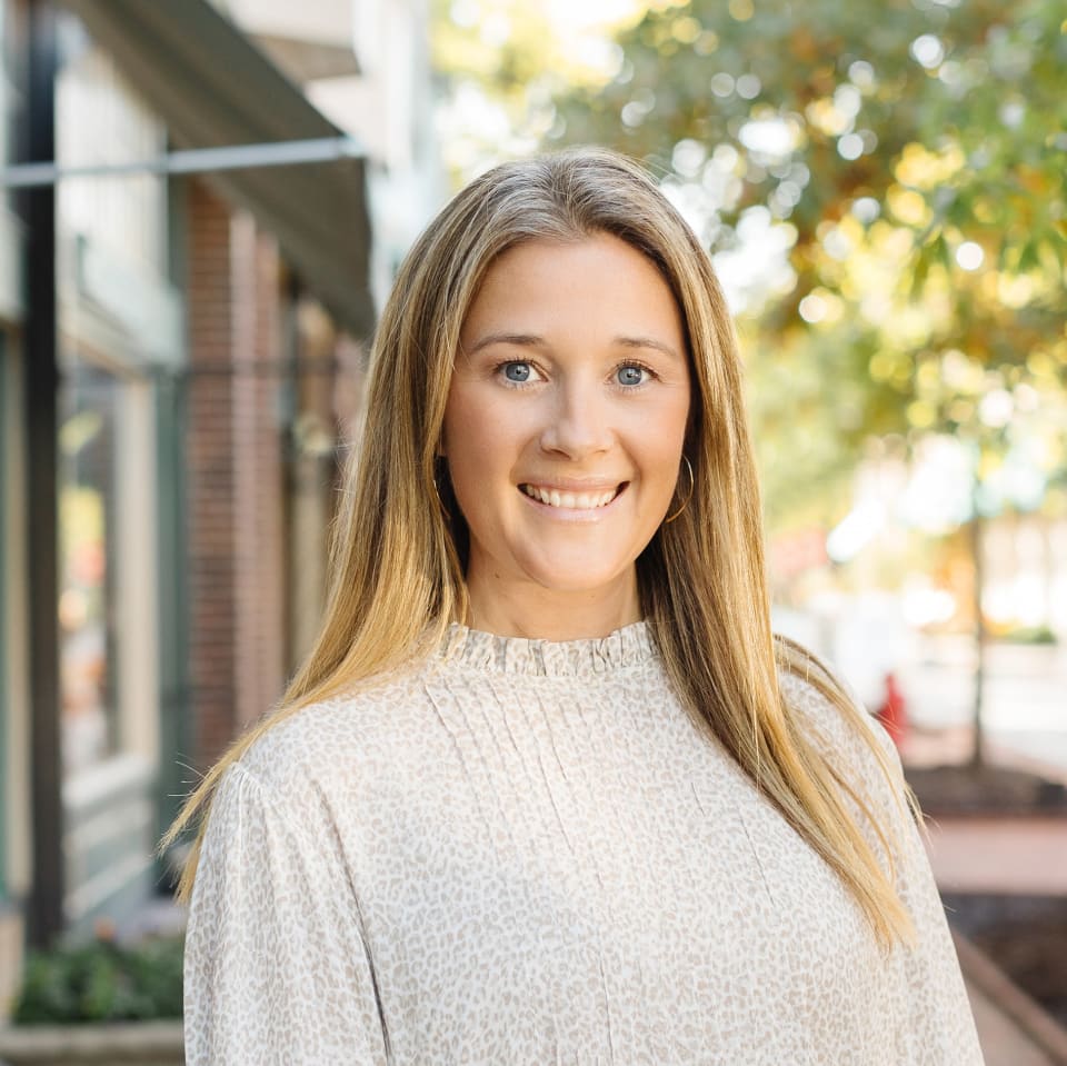 About Alissa McNicholas | Baker McNicholas Group | Chicago Realtor