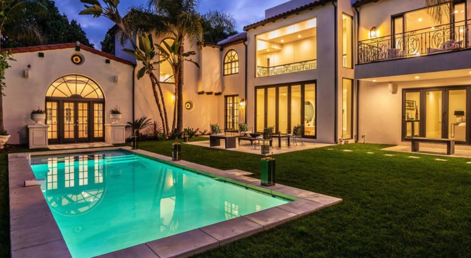 10 Ways to Take Your Beverly Hills Pool to the Next Level | Rochelle Maize
