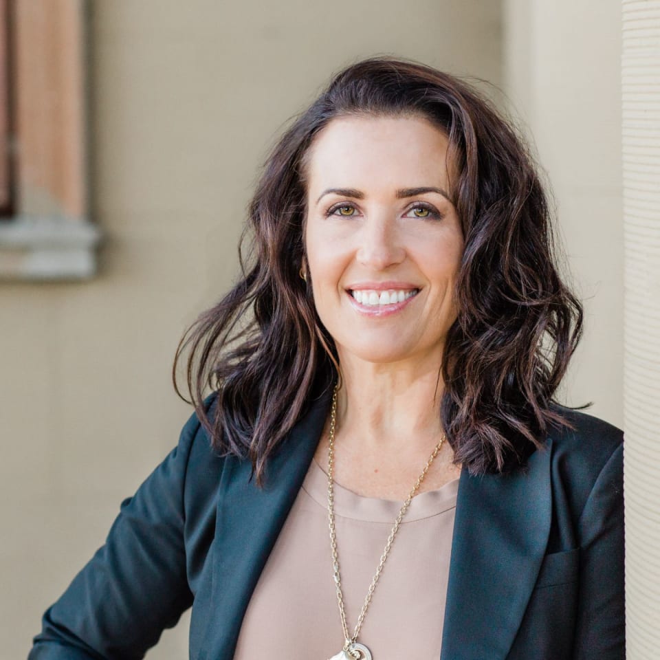 Erin Thompson | The Erin Thompson & Team