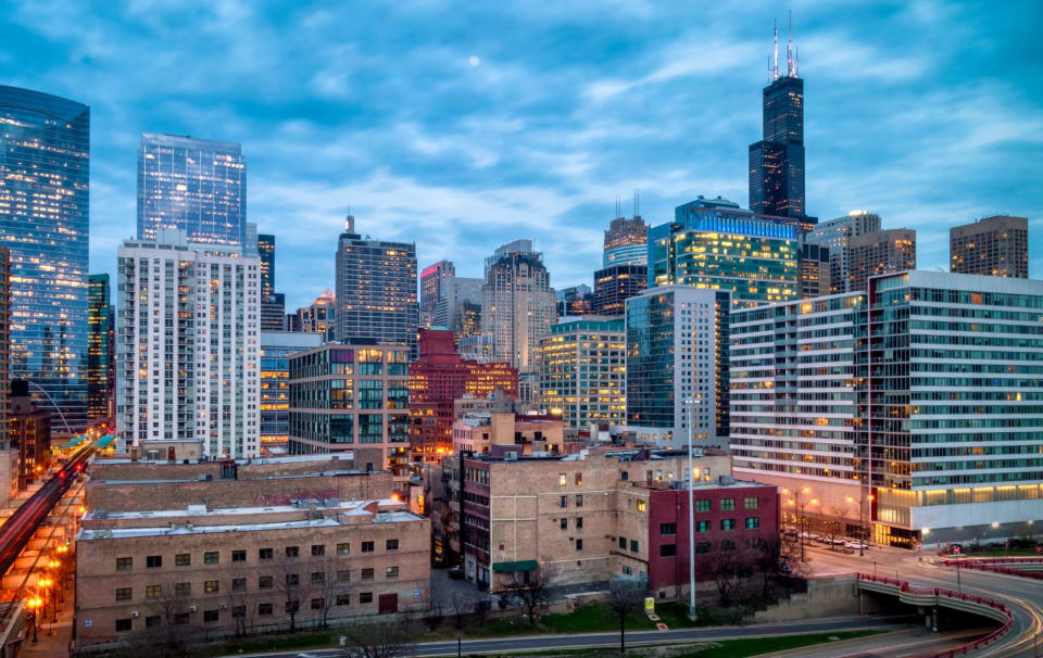 West Loop | Neighborhood Guide | Shelly Gubser