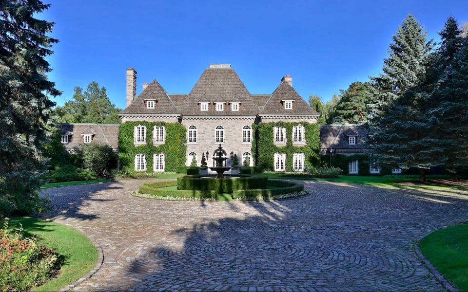 The Bridle Path | Neighbourhood Guide | Barry Cohen Estates