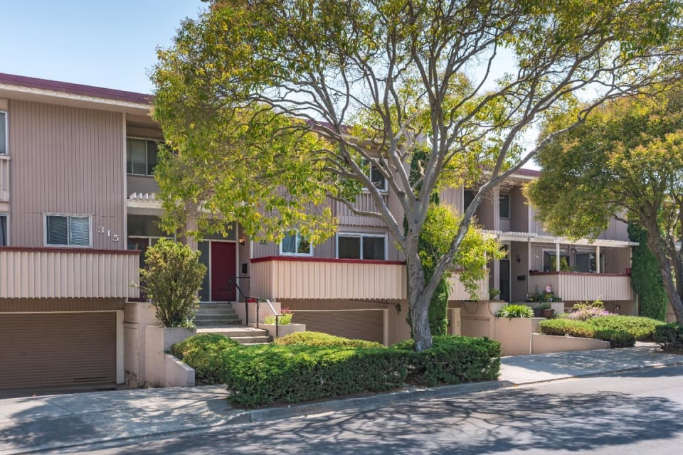 321 Carlos Ave | Lori Burrows Warren