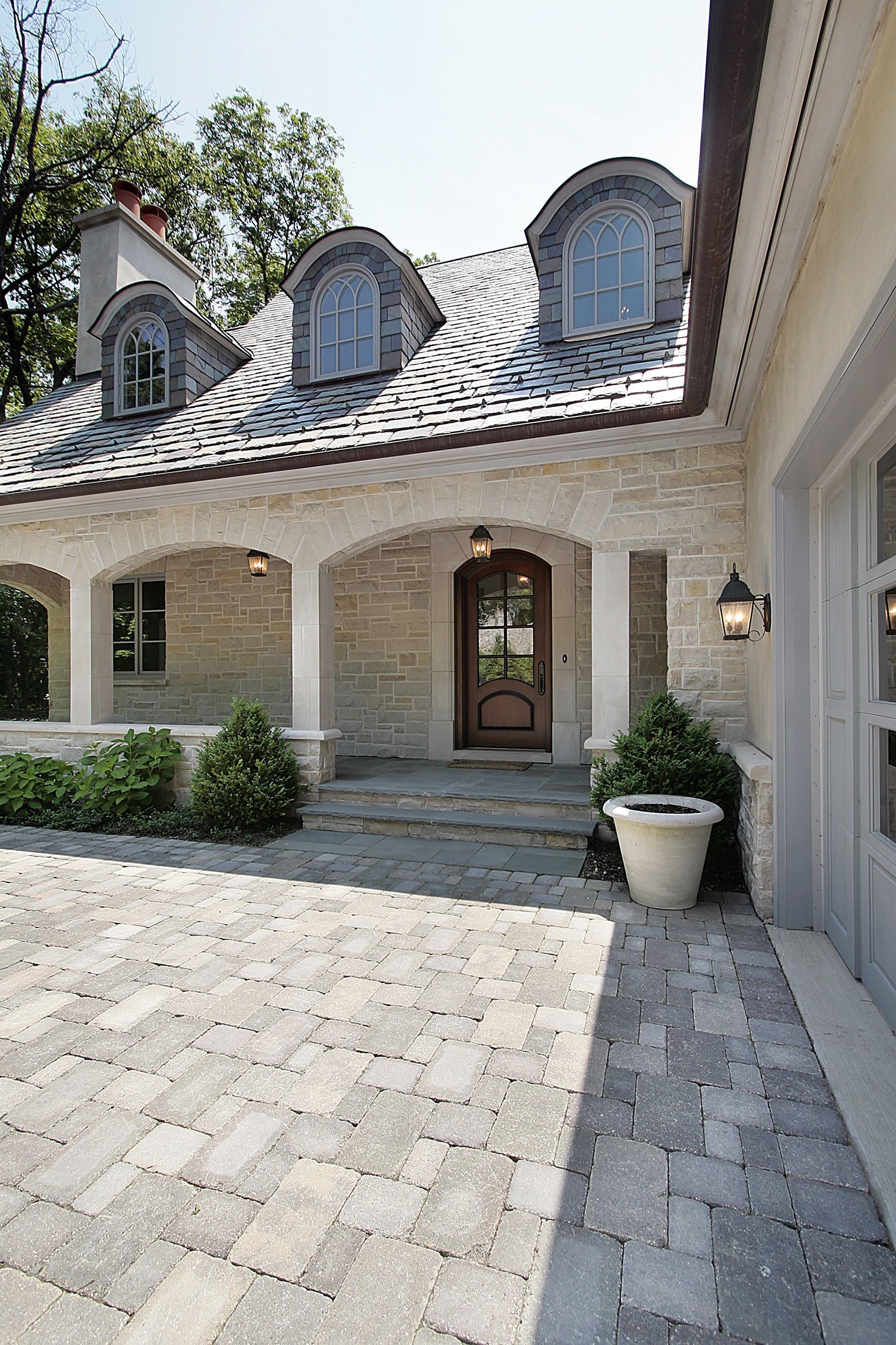 Sarah Minard Hake | DC Metro Region Real Estate Agent