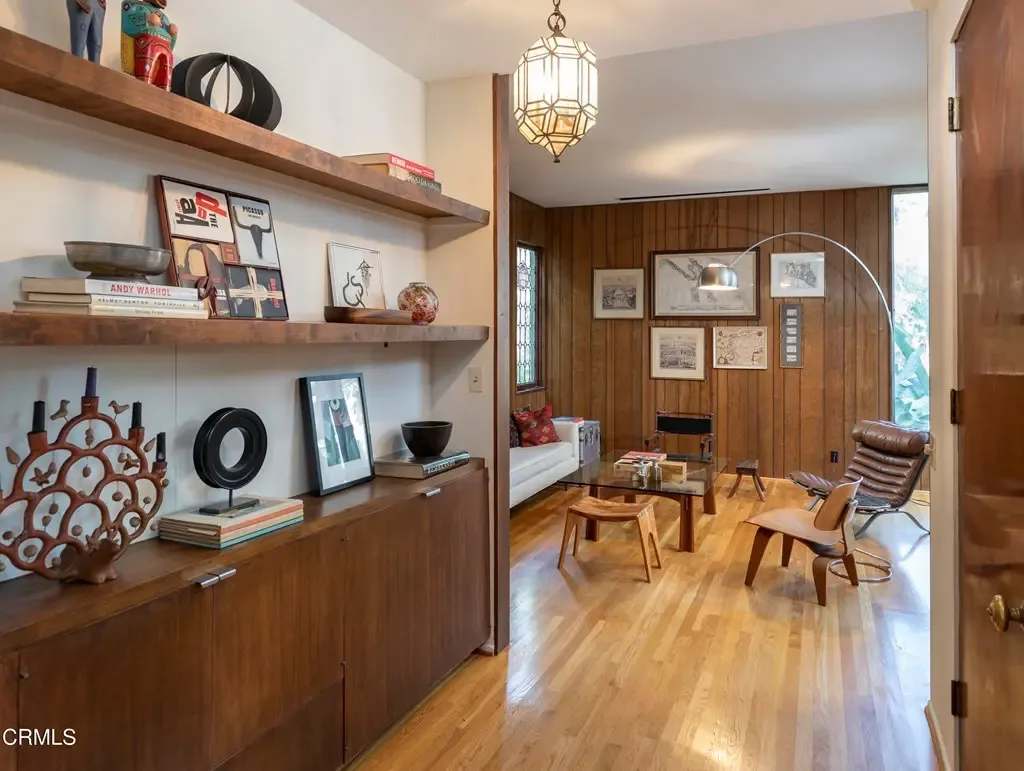 The Gary and Enid Freund House