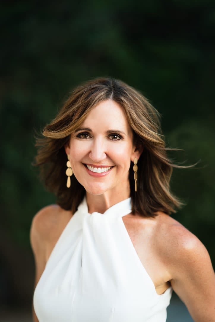 About Leigh Ann Prewitt | The Lewis Group