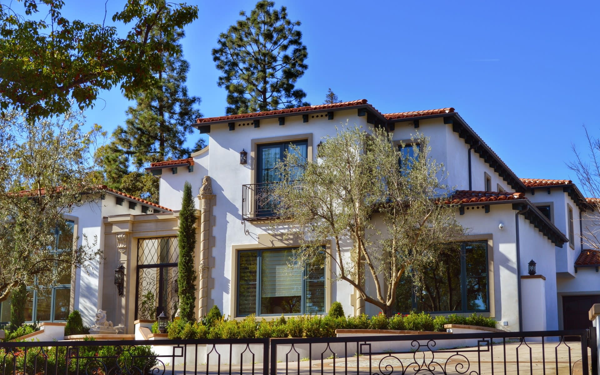 Portfolio | Gina Valona | Los Angeles Real Estate Expert