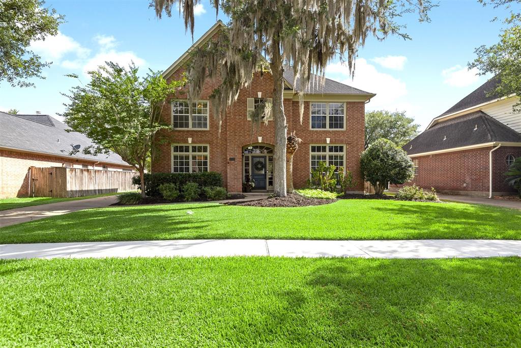 Meet the Team | Lindi/Camaron Team | South-Central Texas Real Estate Team