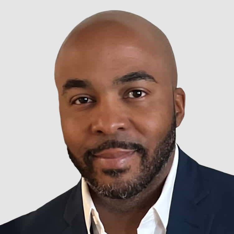 About Antoine Holmes