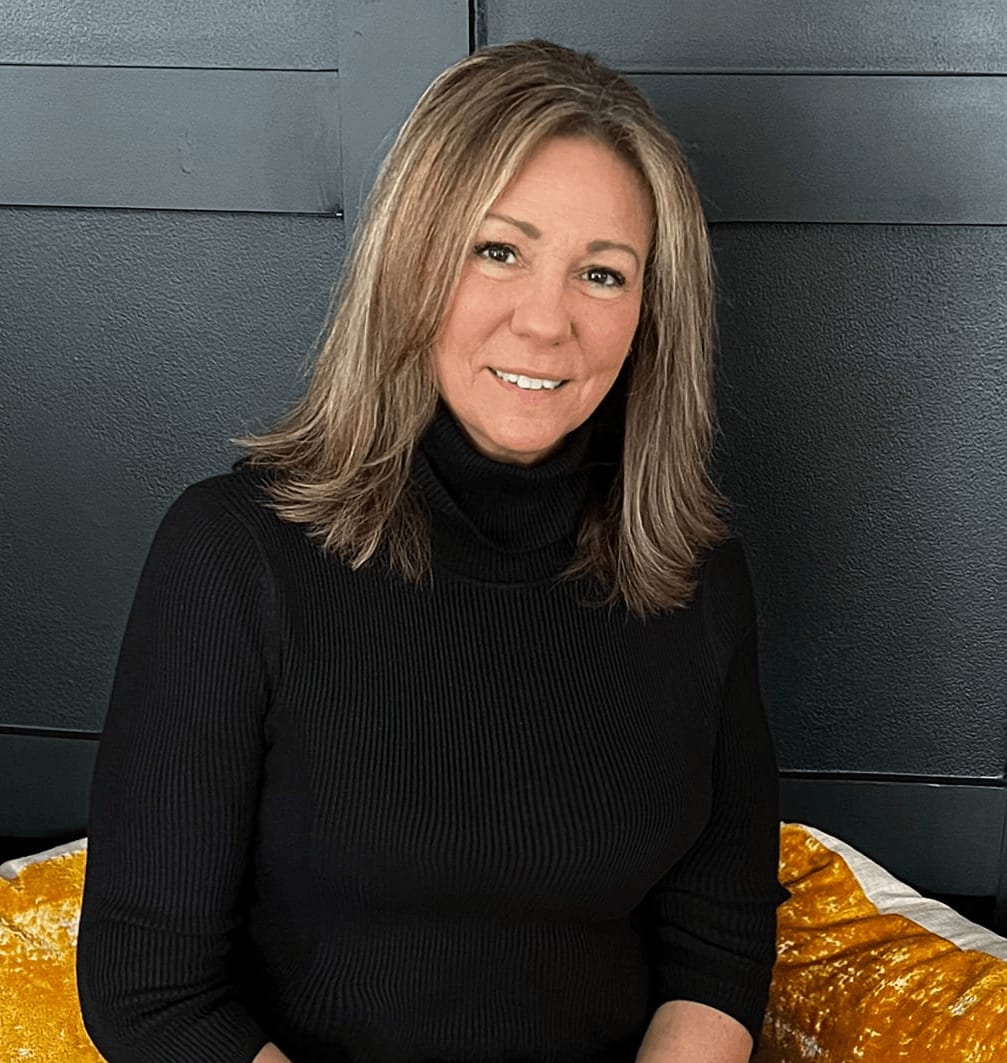 Meet the Team | Lori Rowe | Chicago’s North & Northwest Suburbs Real ...