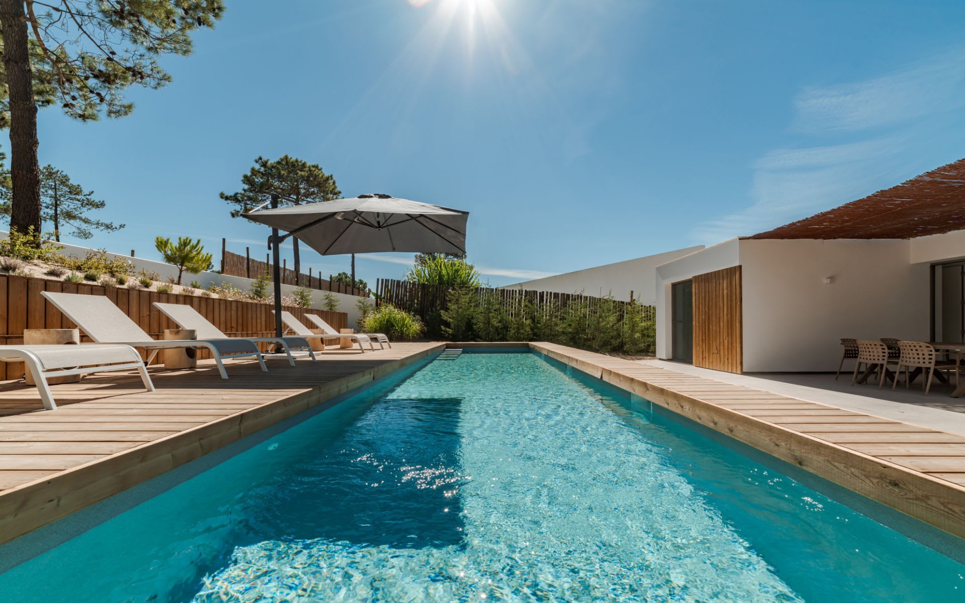 Worldwide Properties | JoJo Romeo & Associates