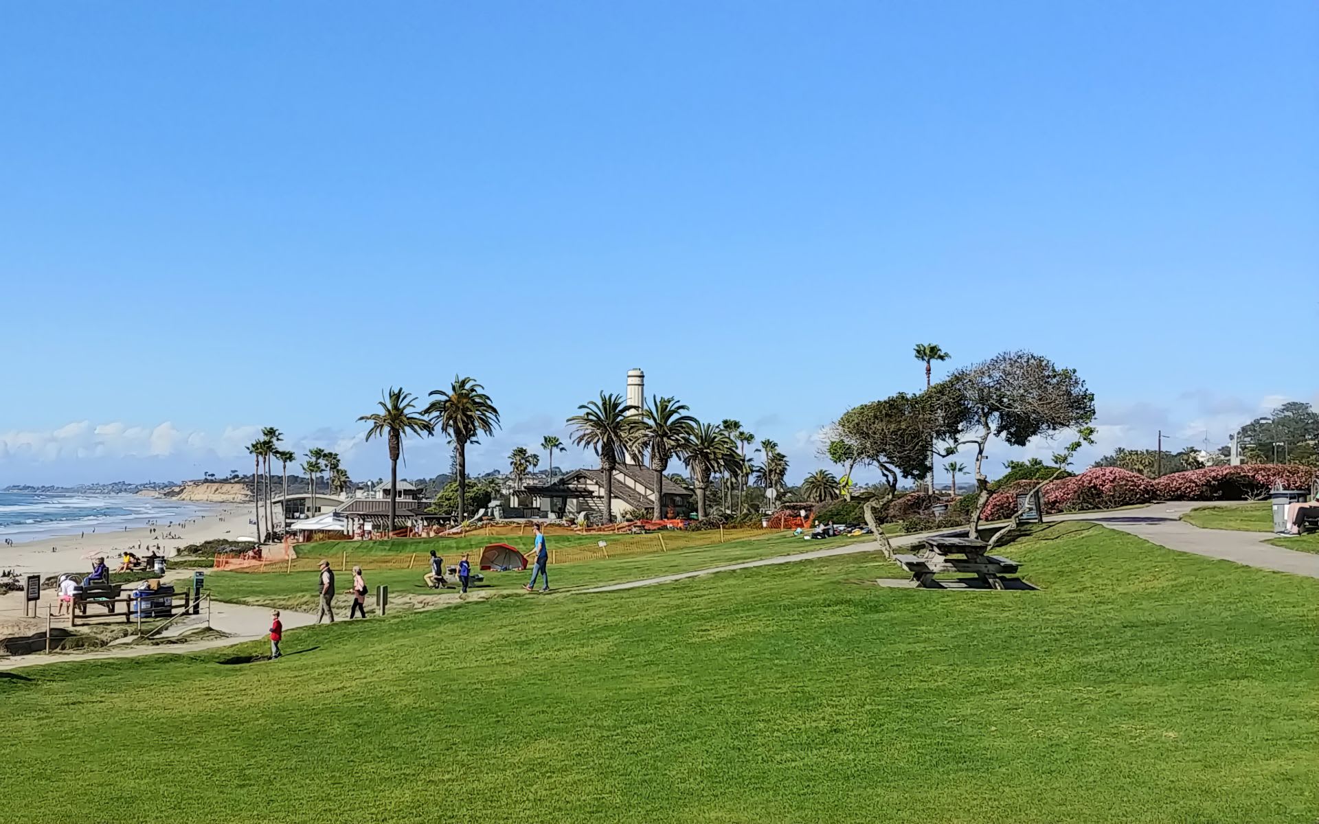 Del Mar | Community Guide | Sue De Legge and Gina De Legge-Habchi