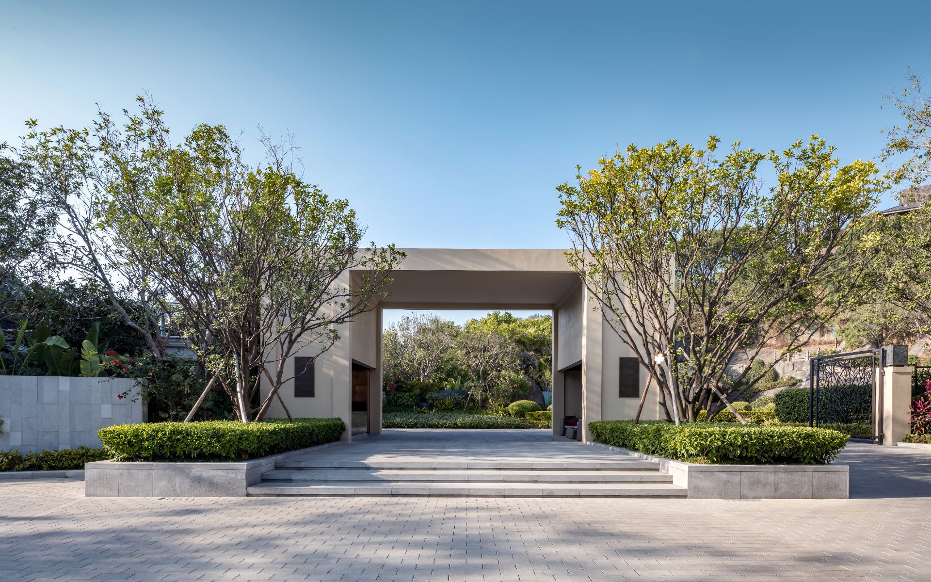 Gated Community Homes for Sale in Beverly Park