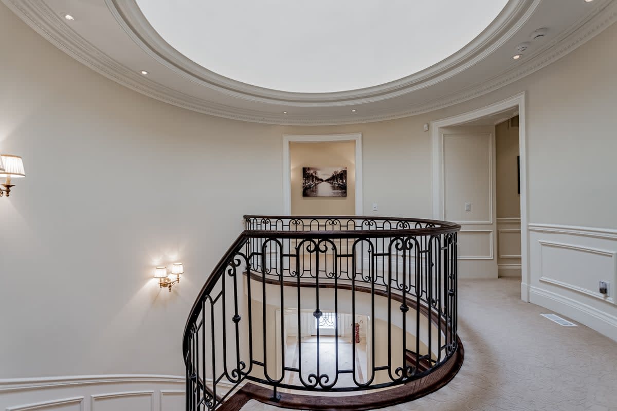 SOLD: Most Prestigious Location | Barry Cohen Homes