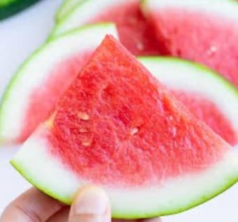 How to pick a great watermelon | From spots, to webbing to stripes ...