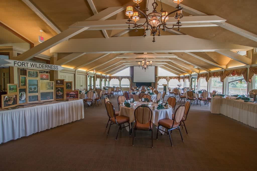 Abbey Springs | Janis Hartley