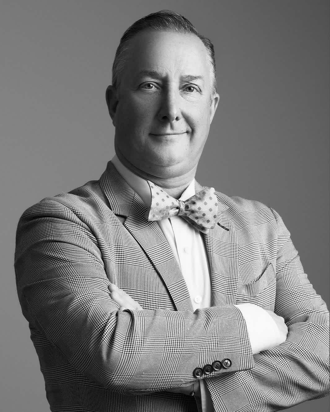 Old Associates | Carolwood | Beverly Hills Real Estate Agents