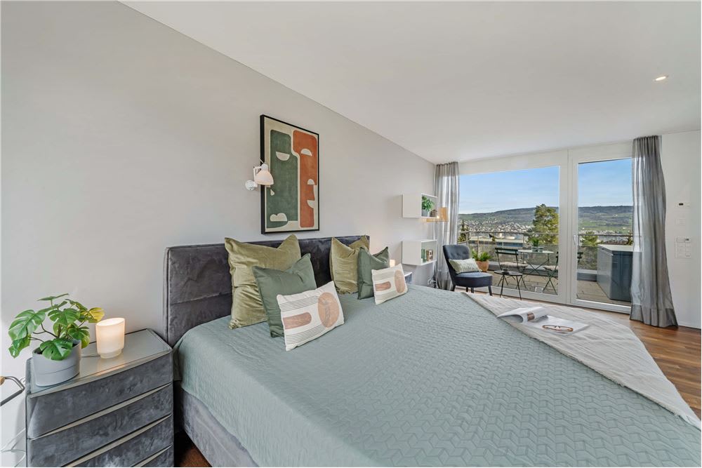 HORGEN, ZURICH | Toronto Real Estate | Penthouse Queen