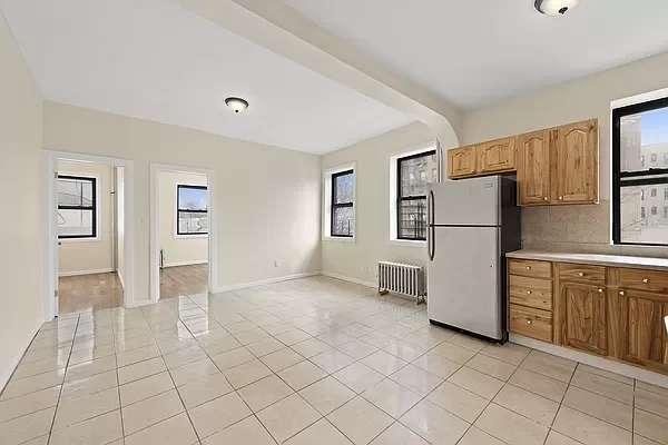 345 Empire Boulevard Unit: 2