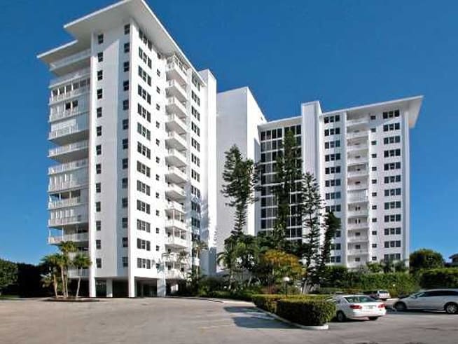 Island House | Key Biscayne Condos | The Coto Group