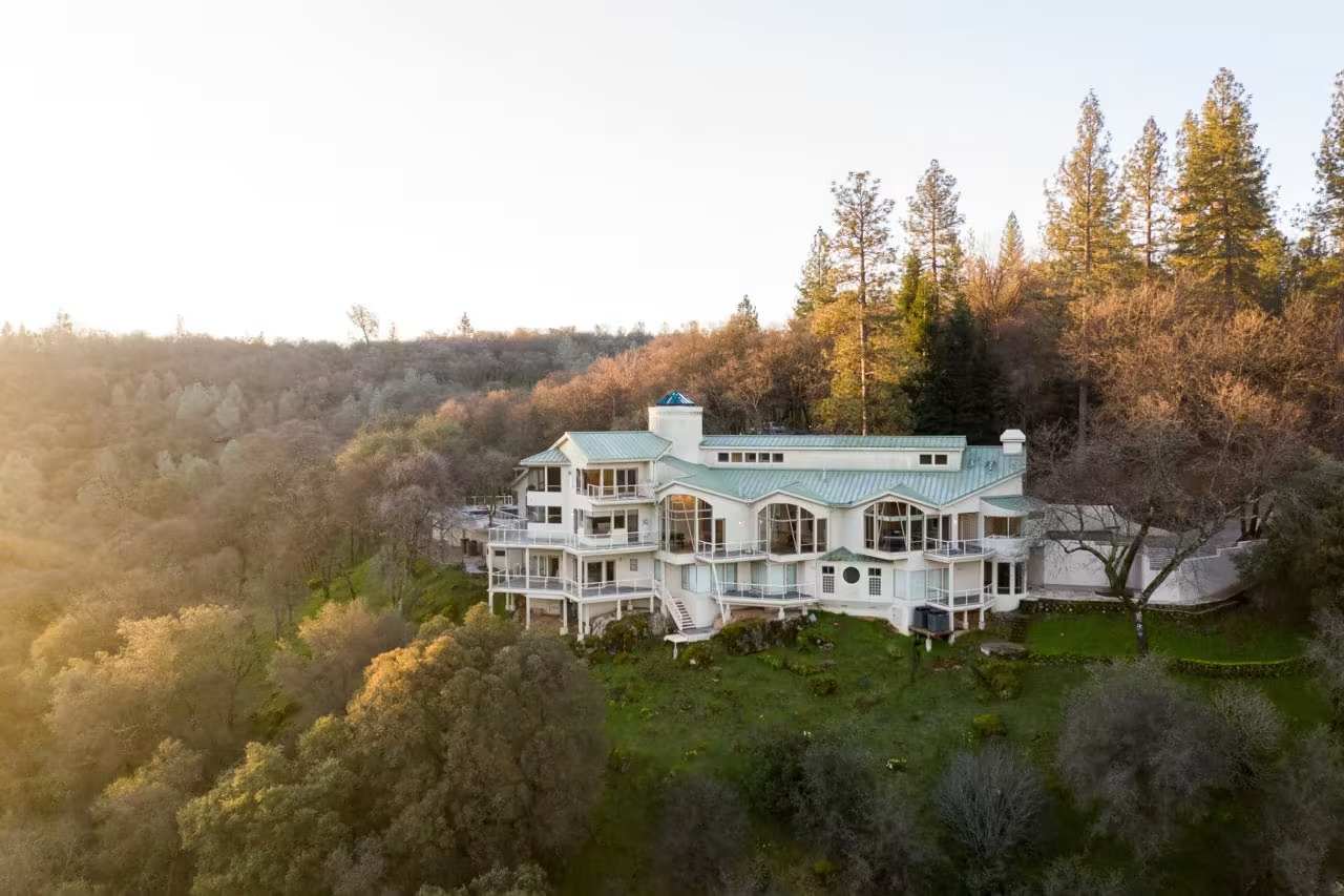 Meet the Team | Scottsdale Real Estate | Celina Acosta