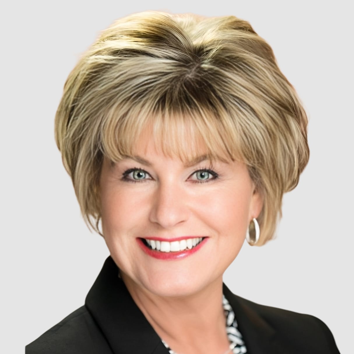 About Kelly Knight | Plymouth Real Estate Expert