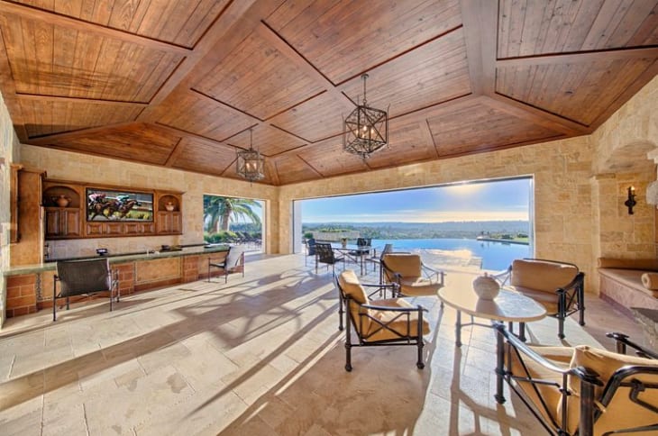 Laura Barry Luxury Estates | Rancho Santa Fe Real Estate