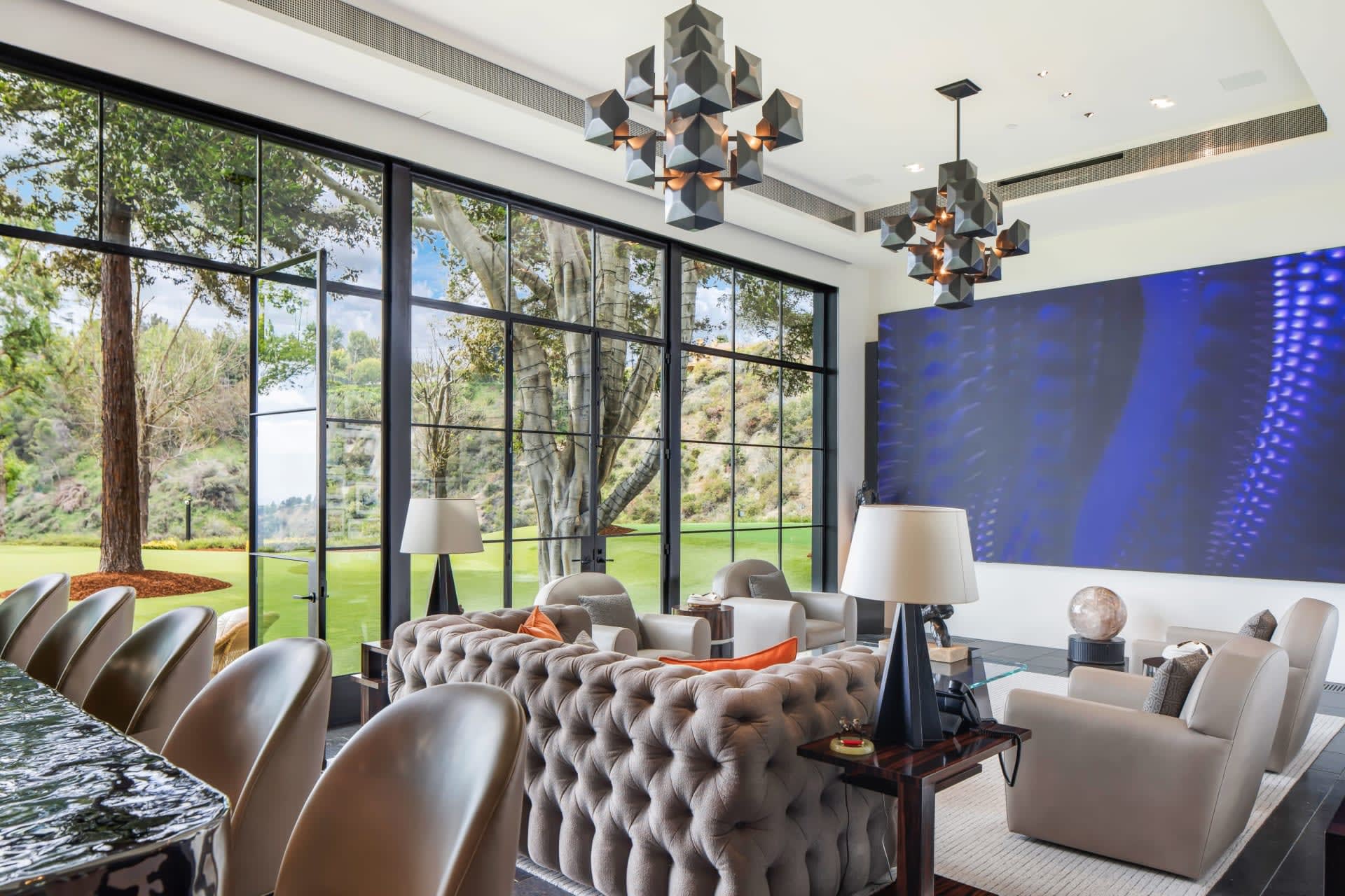 Explore These 5 Must-Have Luxury Home Amenities | Blog