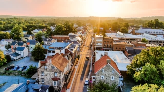 Moving to Leesburg? Six Reasons Why You Should