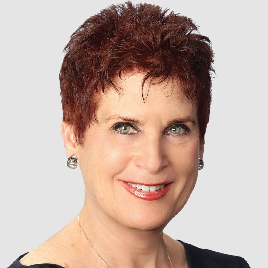 About Robyn Lee Brooks