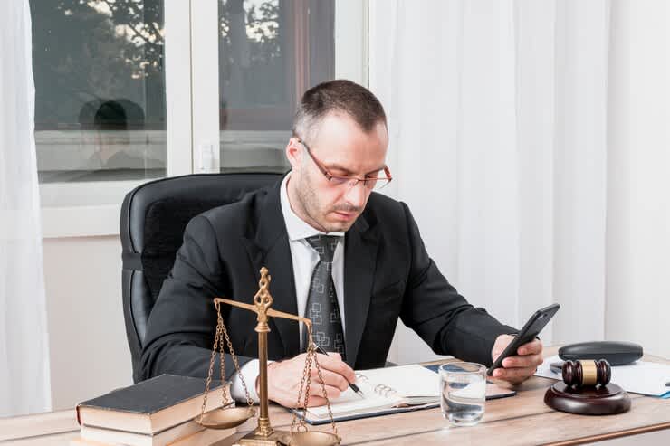What Is Importance of Having a Local Real Estate Attorney?