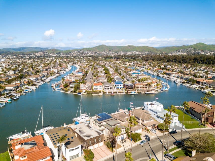 Oxnard Neighborhoods | Ann Howarth