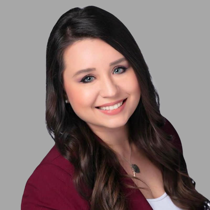 Allison de la Garza - Your Local Real Estate Agent