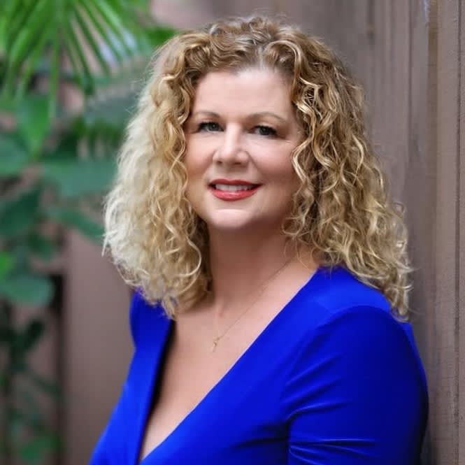 Colleen Rodriguez - Reliable Real Estate Agent in FL