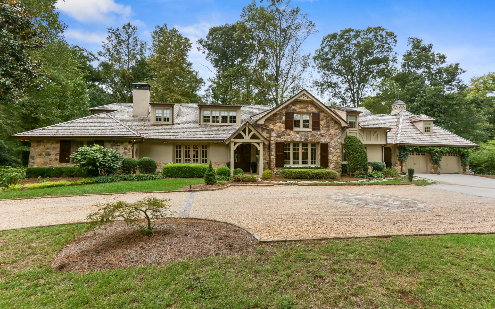 Sandy Springs Homes For Sale & Real Estate Listings | Jane Cross