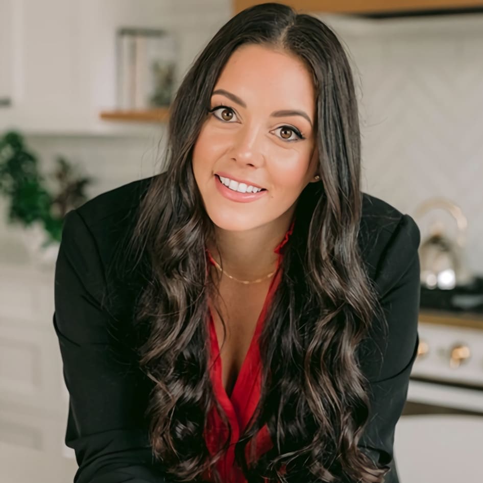 2730 Queenswood Dr | Amanda Young