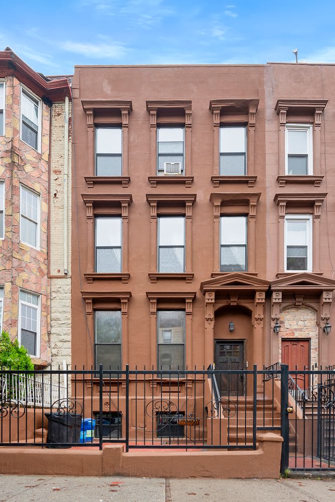 1253 Pacific Street | Adam Arian | New York Real Estate Agent