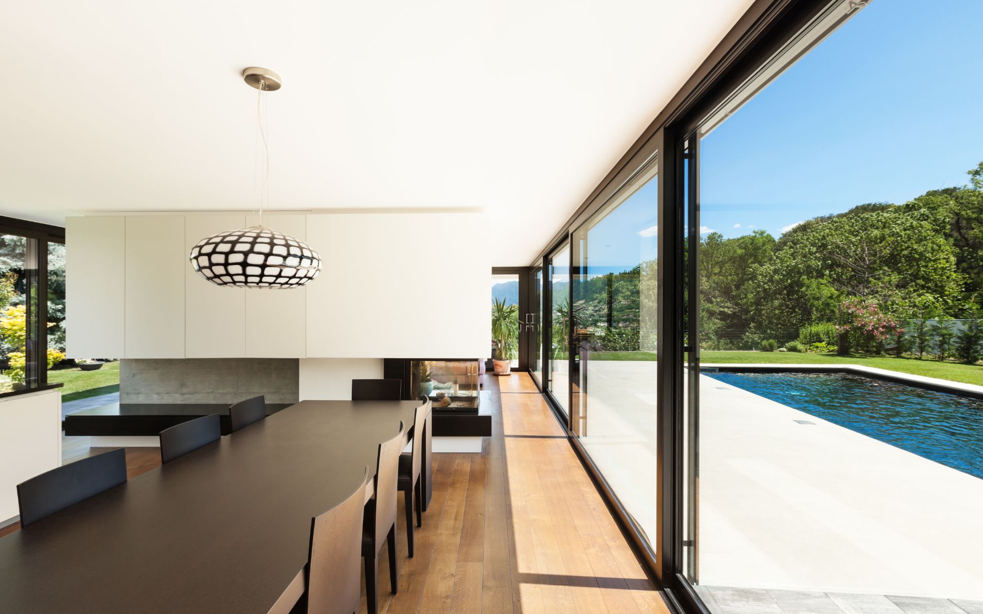 Los Angeles Luxury Real Estate Agent | Sheena Ghiani